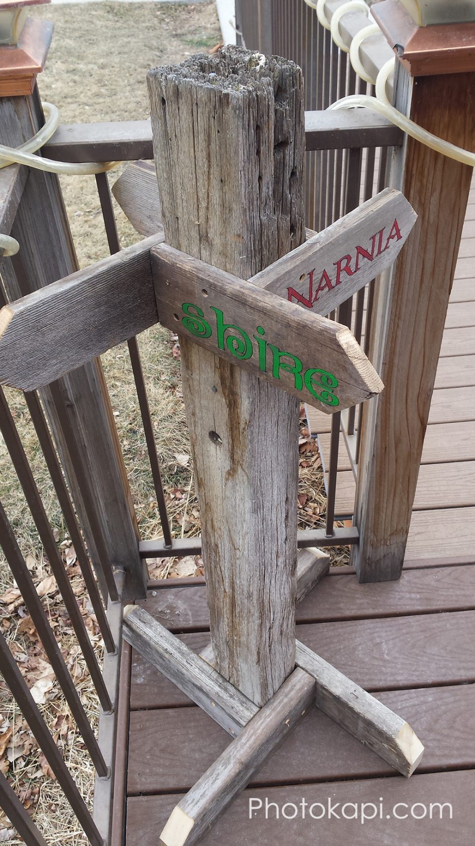 Fantasy Sign Post – Photokapi.com